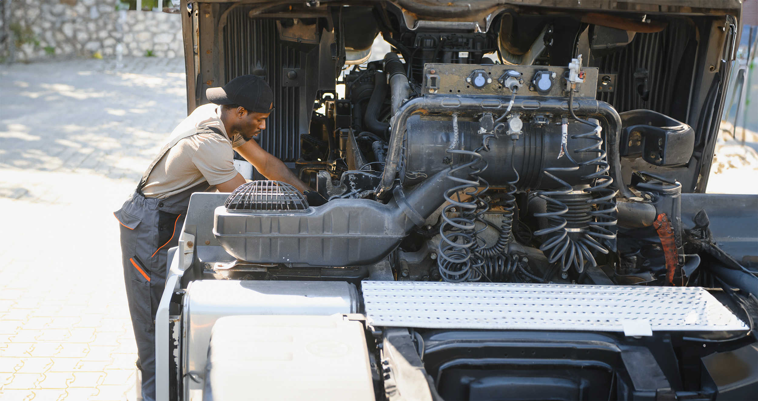 Comprehensive Diesel Engine Maintenance | Our Services | 312 Truck Body ...
